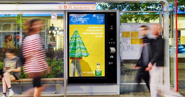 Reklama Digital OOH w 100% dostosowana do pogody • Agora S.A. - Polska ...